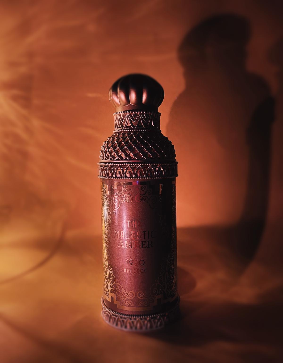 The Majestic Amber Alexandre.J perfume - a fragrance for women 2020