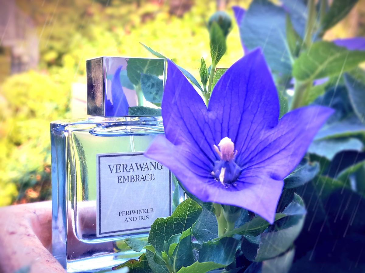 Embrace Periwinkle & Iris Vera Wang perfume - a fragrance for women 2015