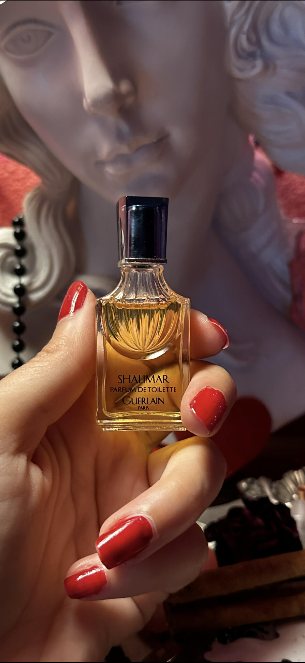 Shalimar Eau de Parfum Guerlain perfume - a fragrance for women 1990