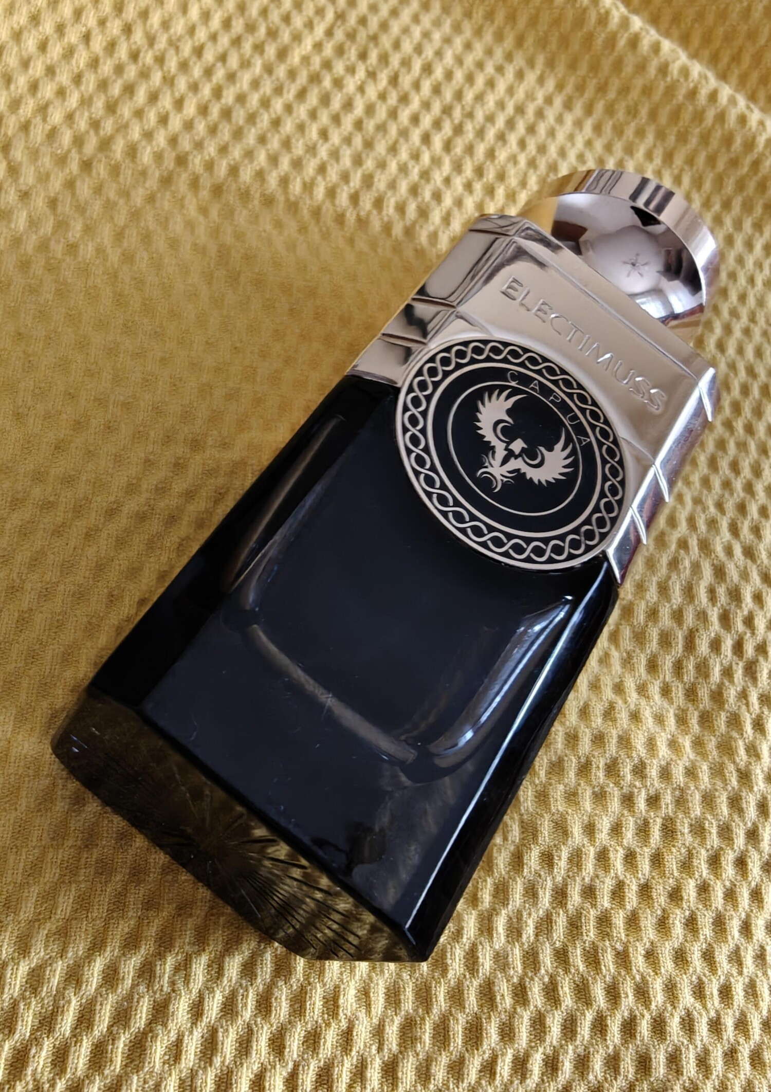 Capua Electimuss perfume - a fragrance for women and men 2020