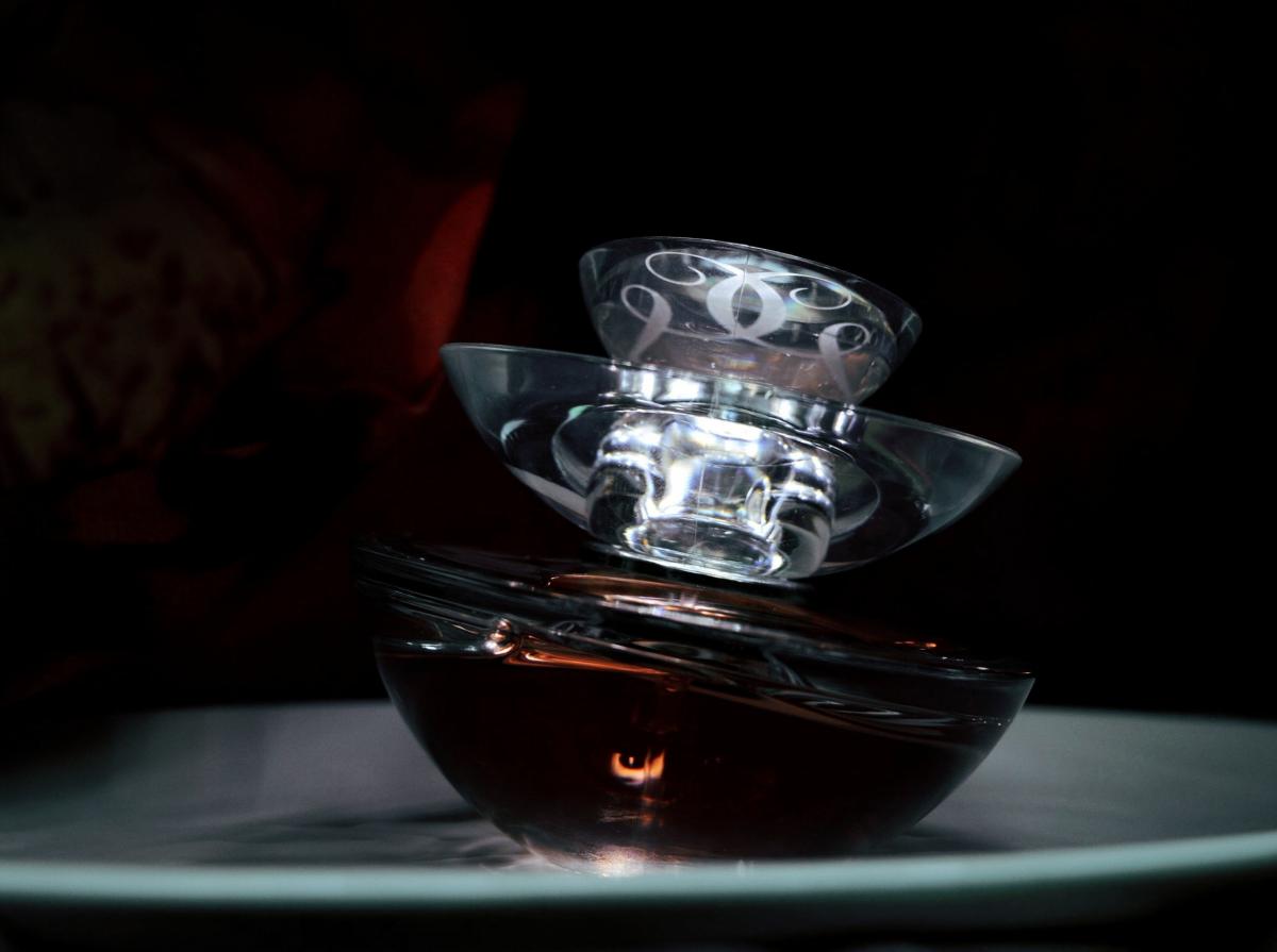 Insolence Guerlain perfume - a fragrance for women 2006