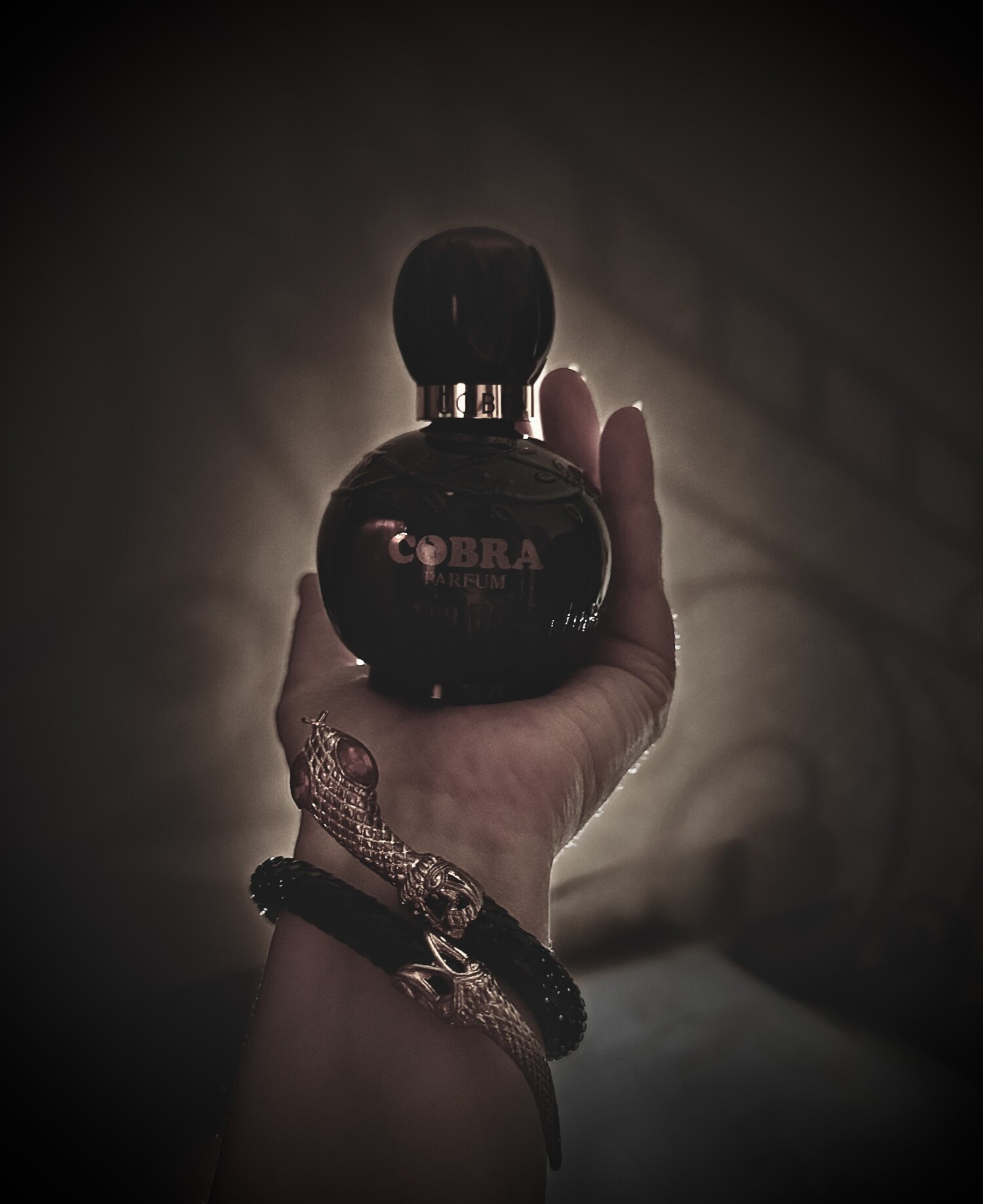 Cobra Jeanne Arthes perfume - a fragrance for women