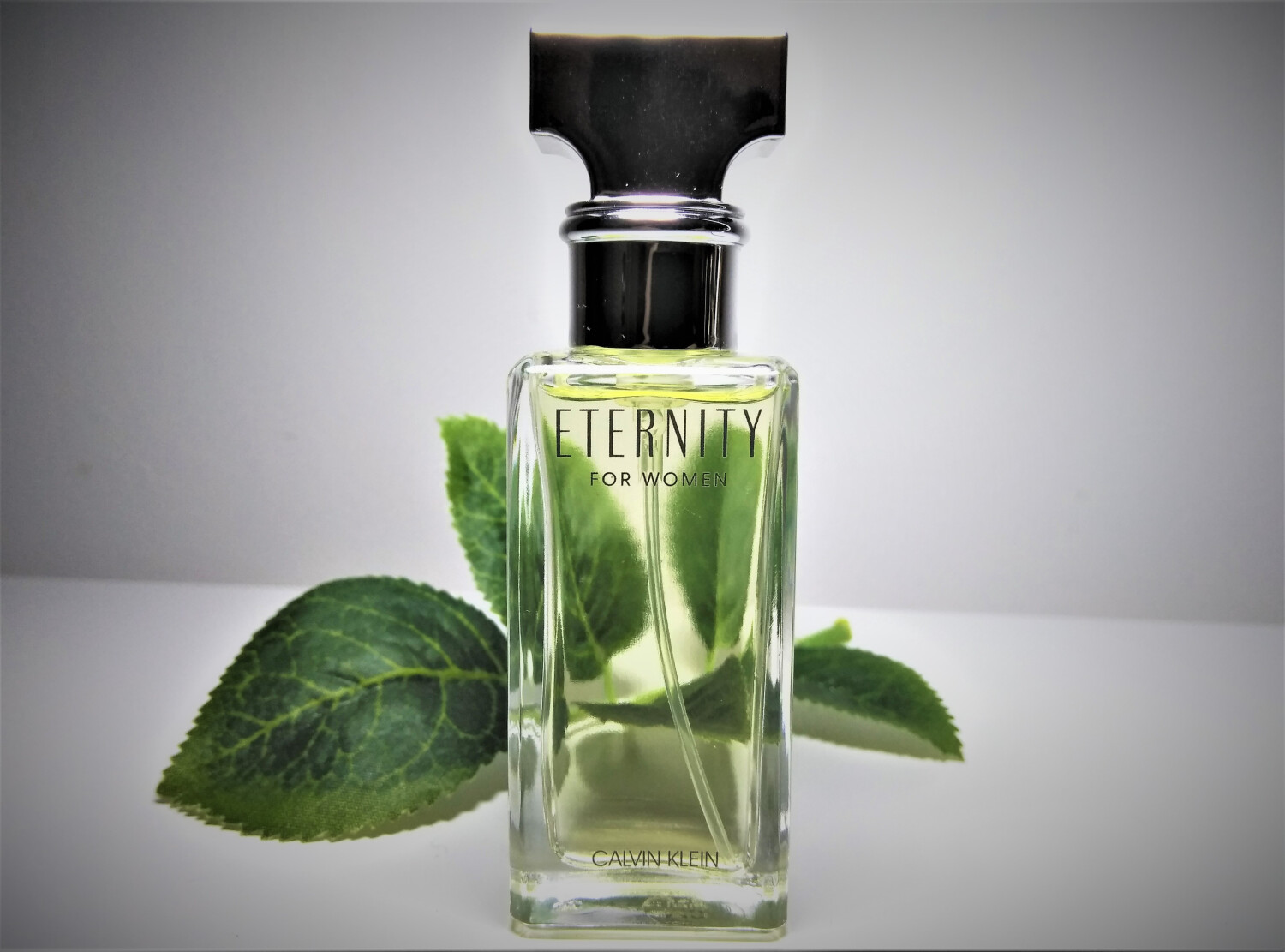 Eternity Calvin Klein perfume - a fragrance for women 1988