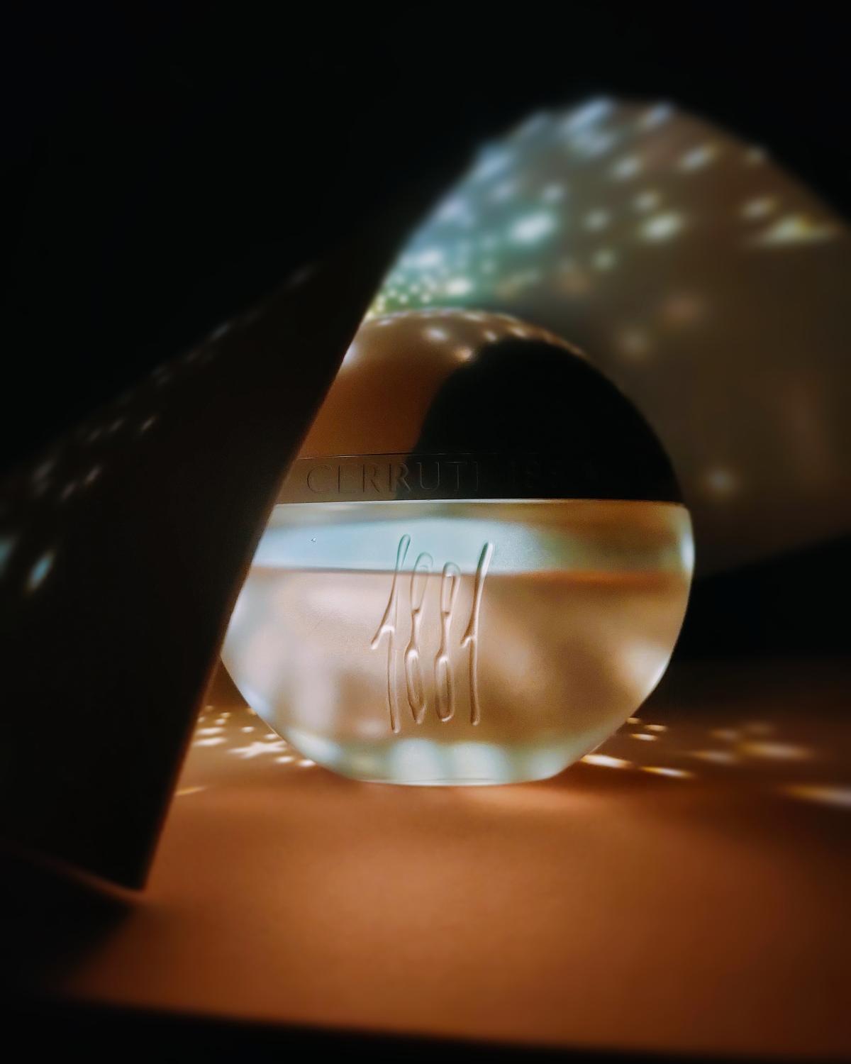 1881 Cerruti perfume - a fragrance for women 1995