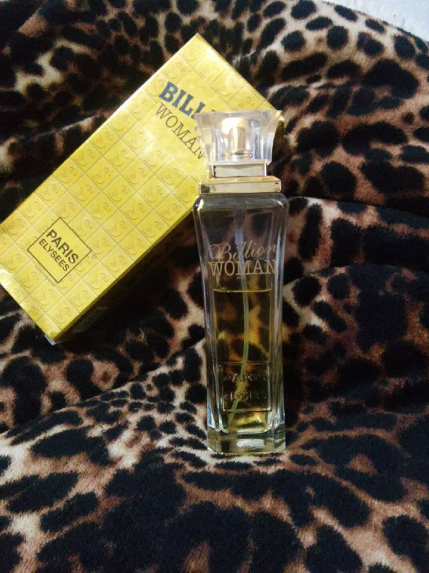 Billion Woman Paris Elysees perfume - a fragrance for women 2010