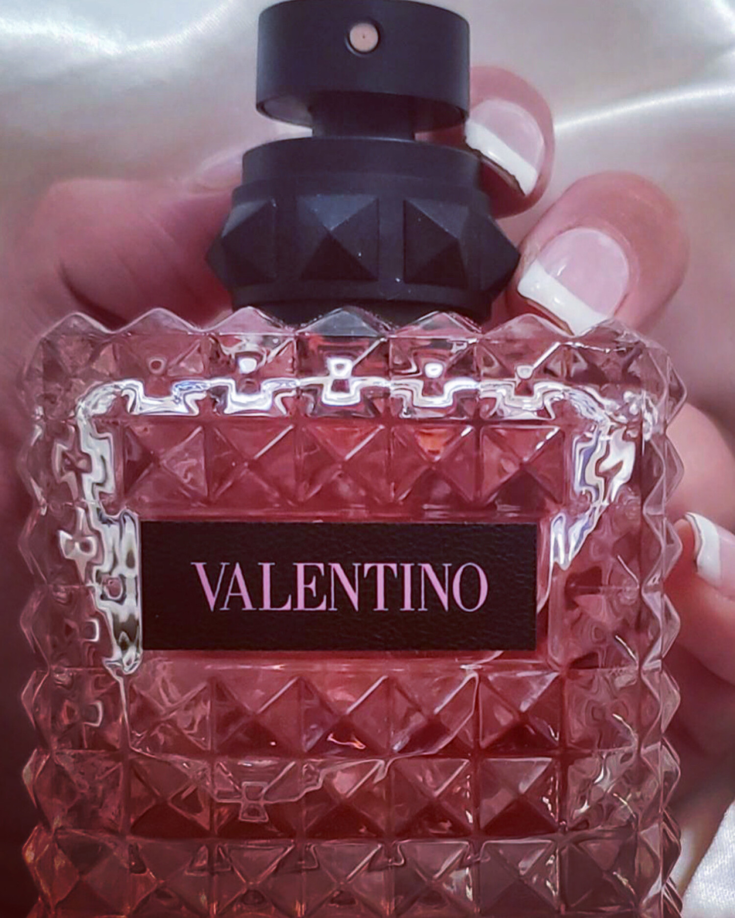 Valentino Donna Born In Roma Valentino perfume - a fragrance for women 2019