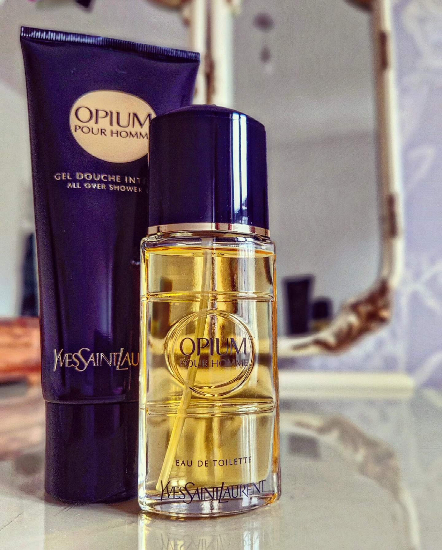Opium Pour Homme Yves Saint Laurent cologne - a fragrance for men 1995