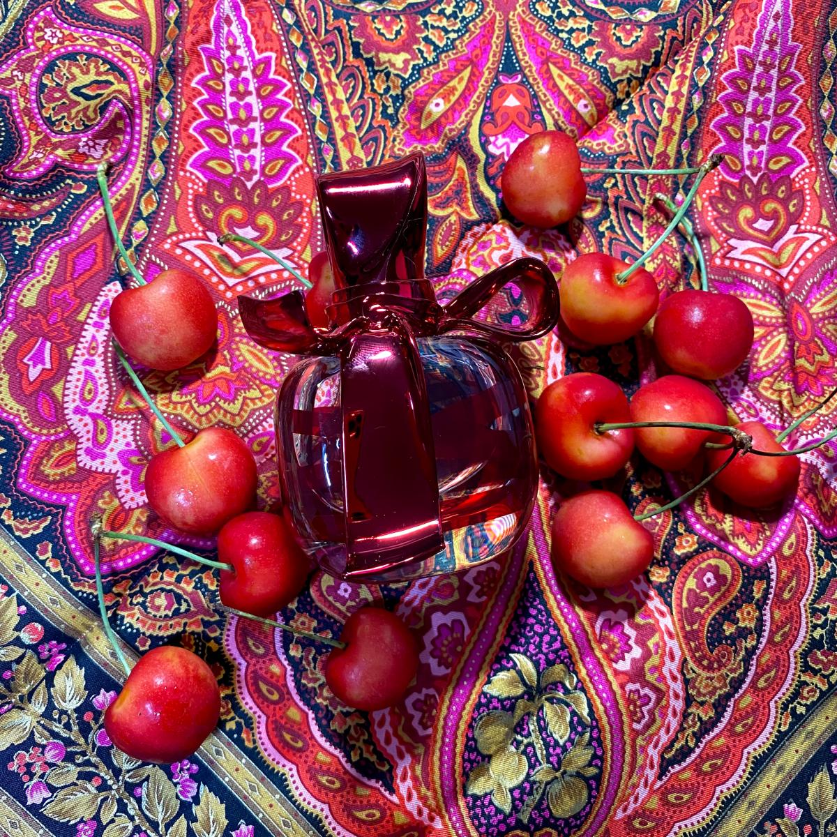 Ricci Ricci Dancing Ribbon Nina Ricci perfume - a fragrance for women 2010