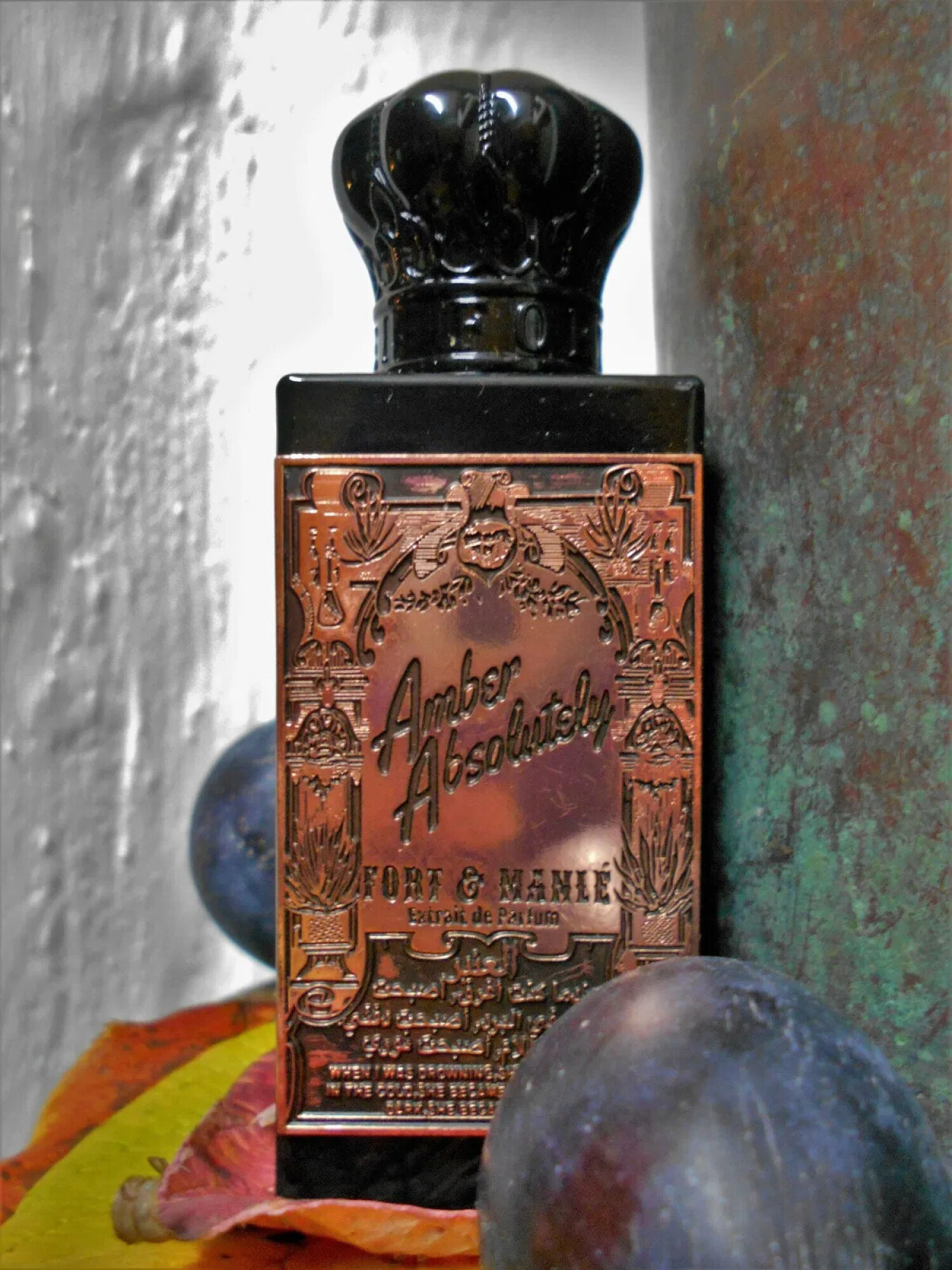 Amber Absolutely Fort & Manle perfume - a fragrance for women and men 2016