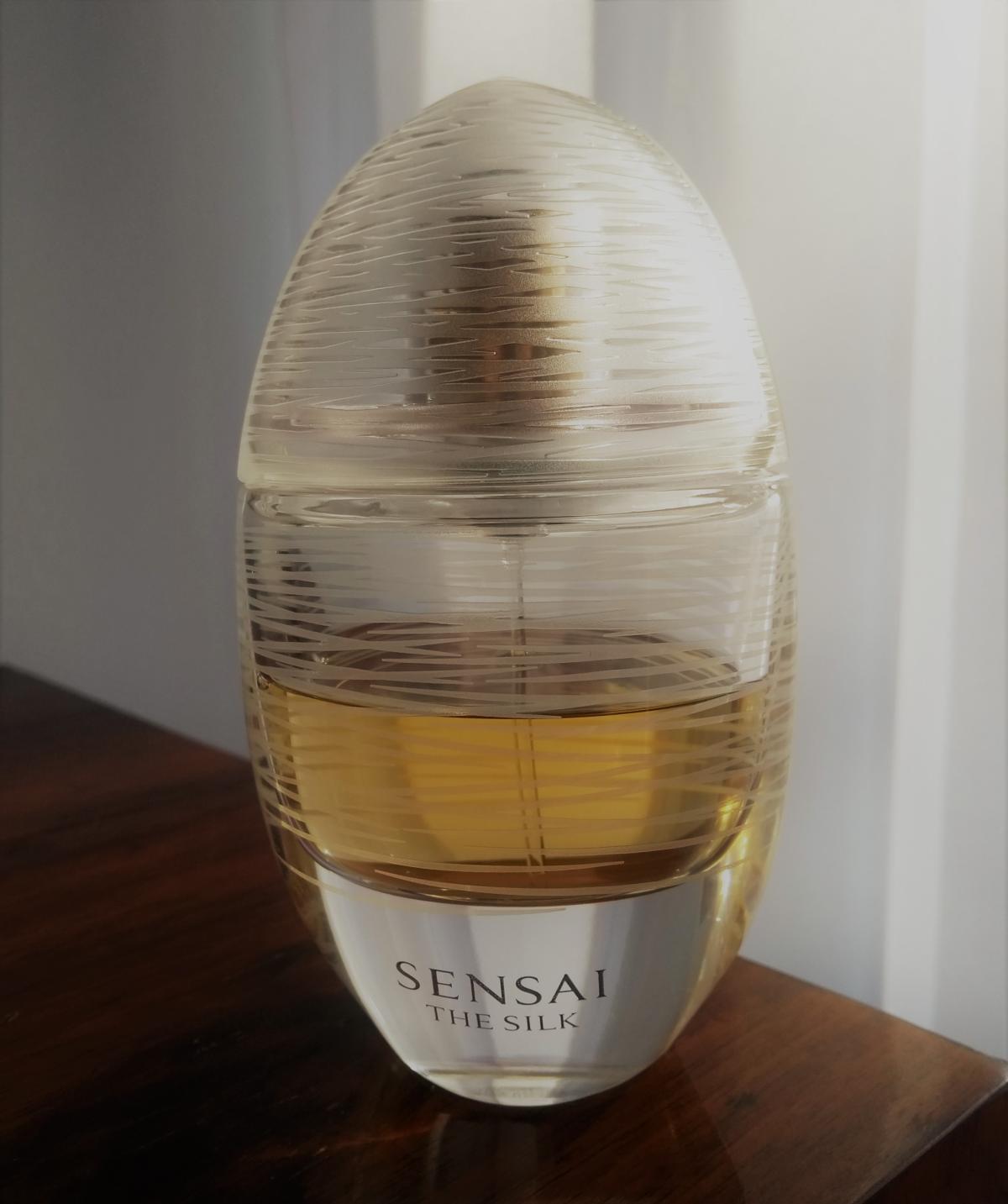 The Silk Eau de Parfum Sensai parfum - un parfum pour femme 2015