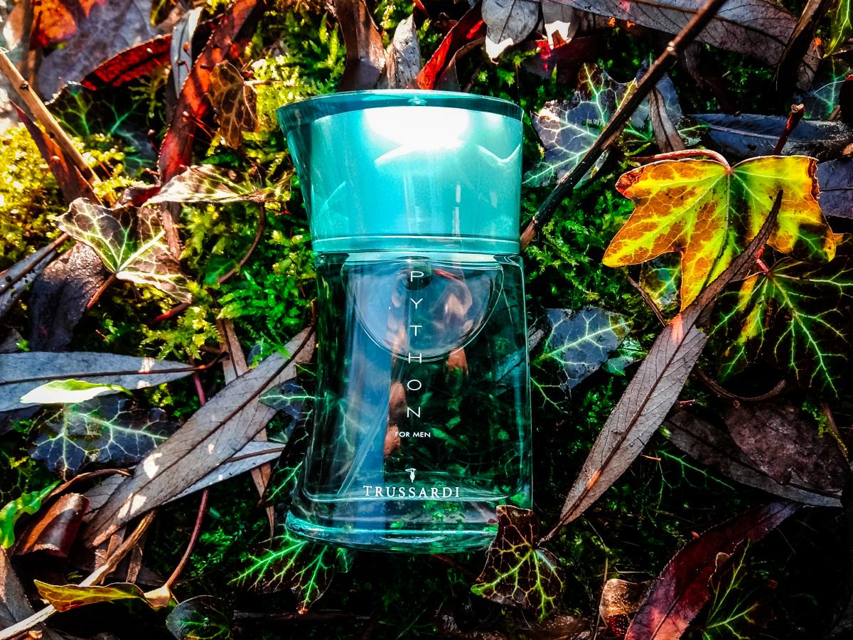 Python Uomo Trussardi cologne - a fragrance for men 2001