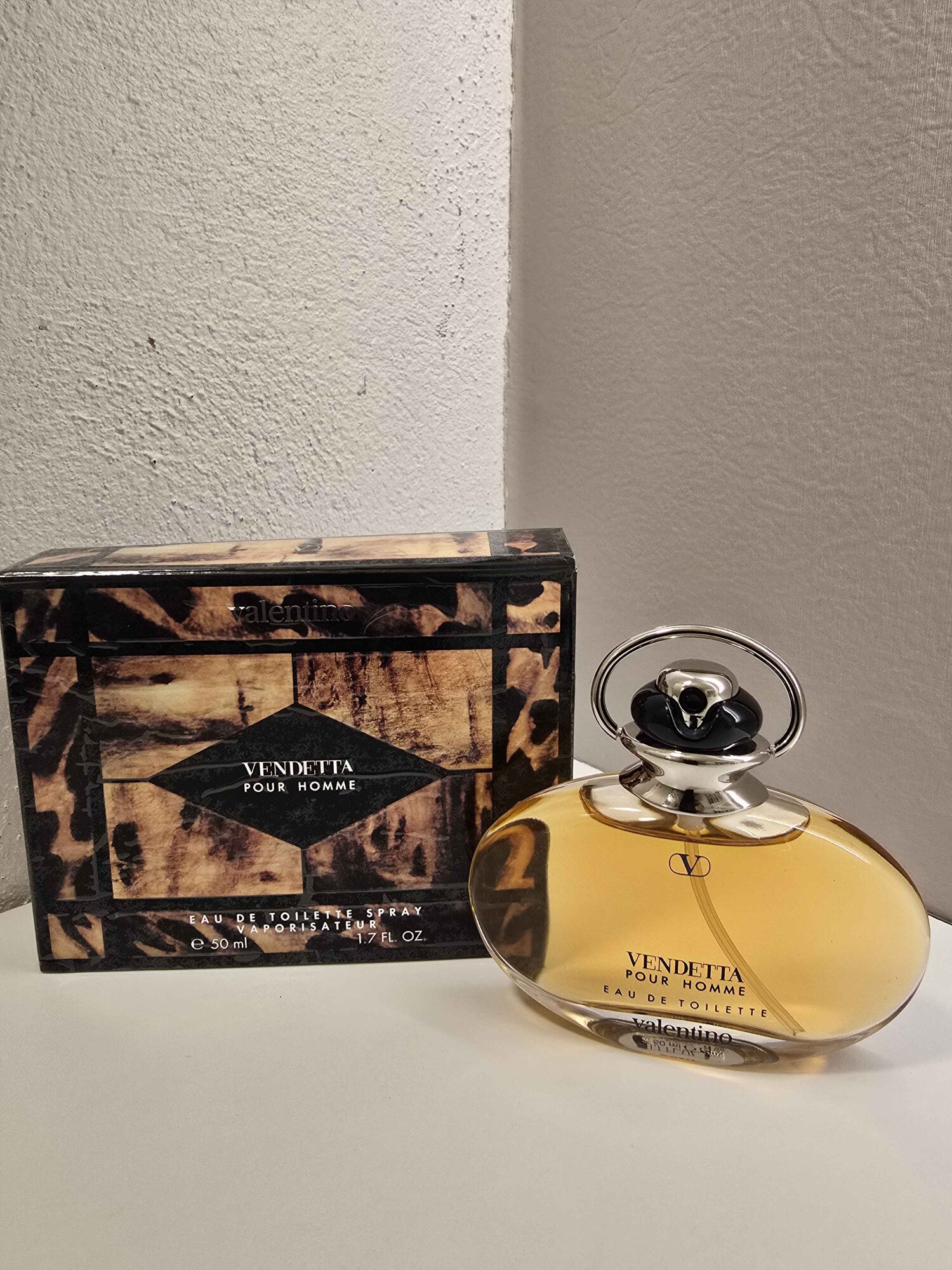 Vendetta Uomo Valentino cologne - a fragrance for men 1991