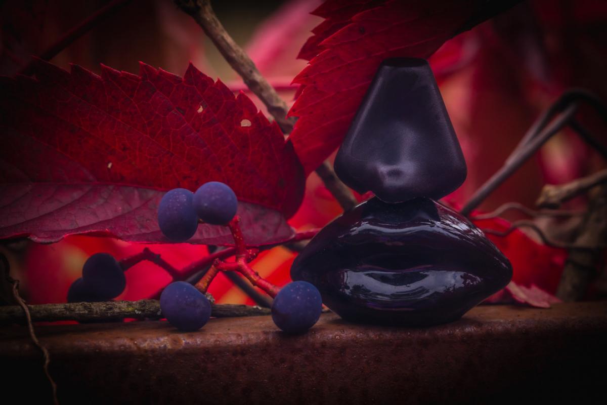 Dali Parfum Salvador Dali perfume - a fragrance for women 1983