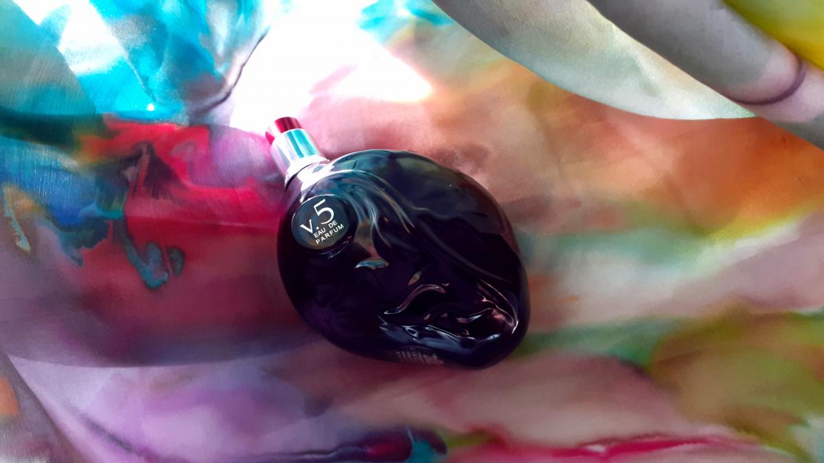 Purple Heart V 5 Map Of The Heart perfume - a fragrance for women 2016