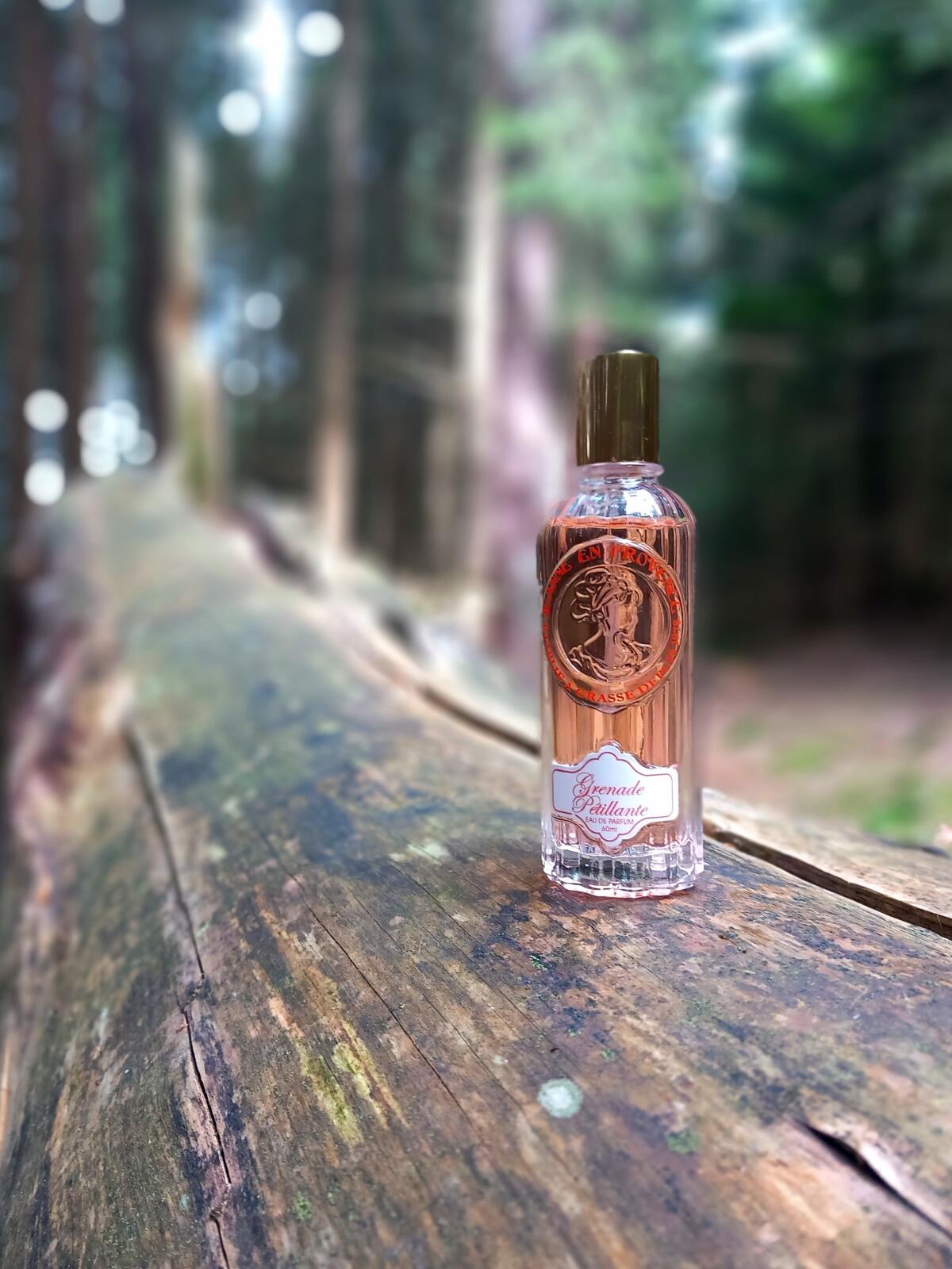 Grenade Petillante Jeanne en Provence perfume - a fragrance for women 2023