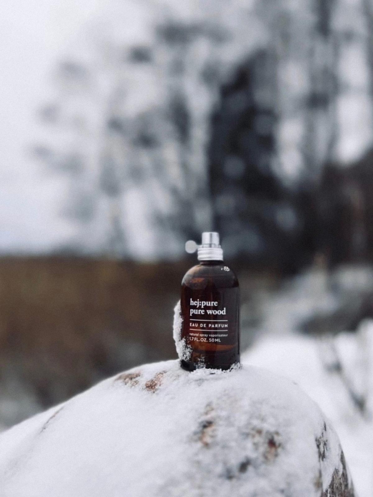 Pure Wood Hej:Pure perfume - a new fragrance for women and men 2022