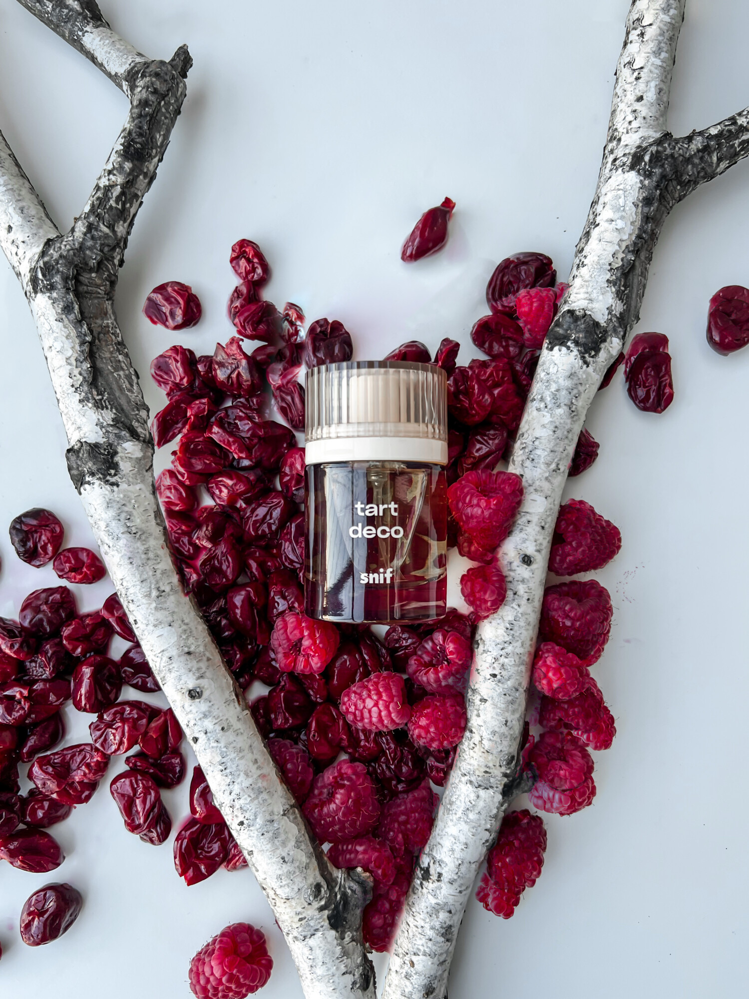 Tart Deco Snif perfume - a fragrance for women and men 2022