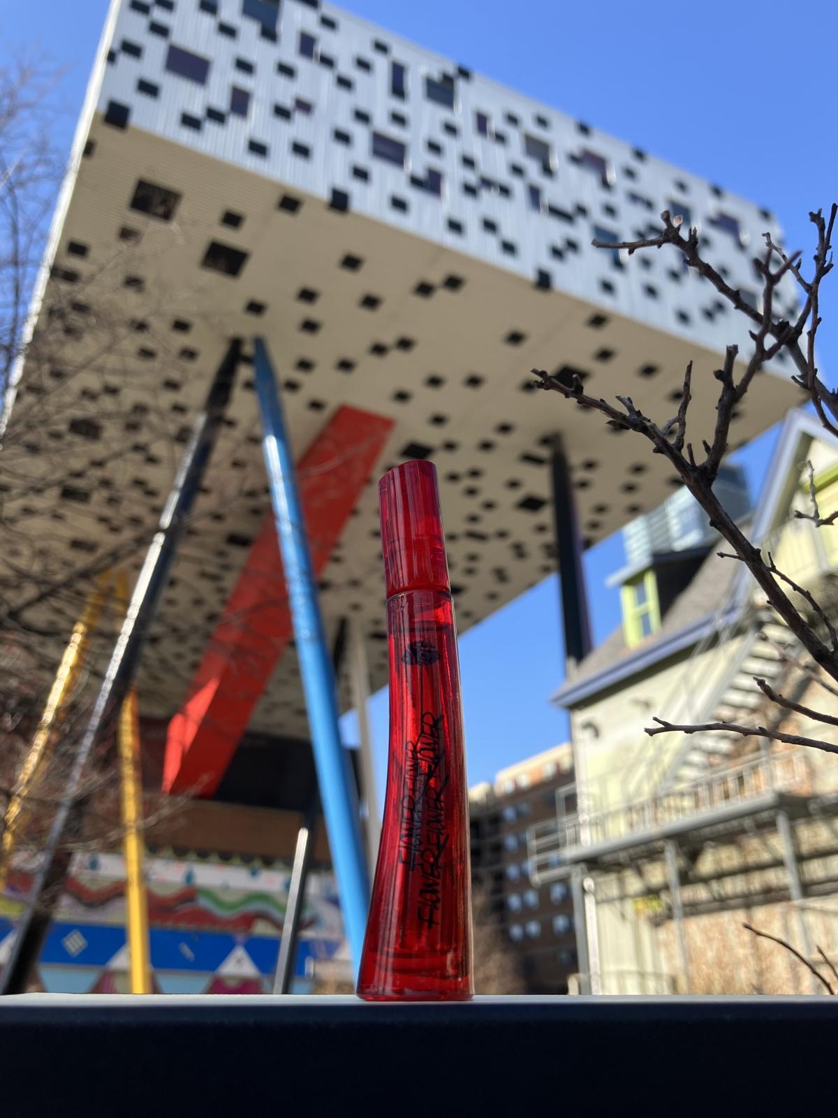 Flower Tag Kenzo perfume - a fragrance for women 2011