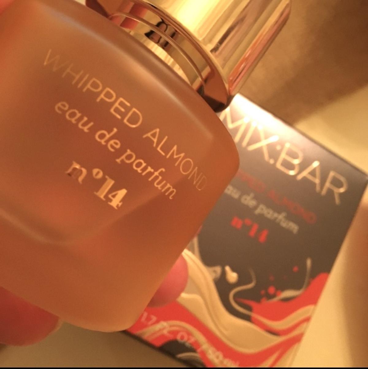 Whipped Almond Mix:Bar perfume - a fragrance for women and men