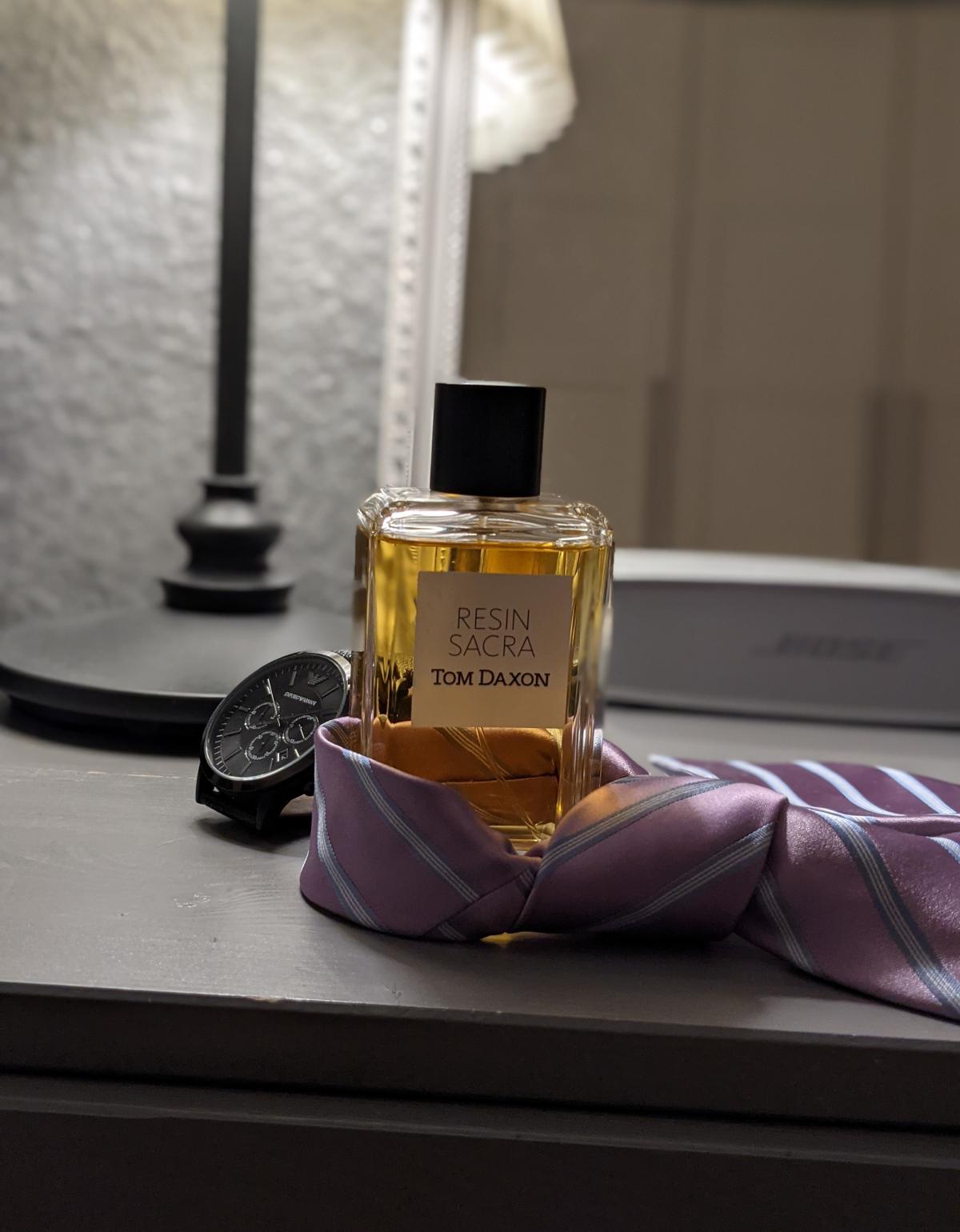 Resin Sacra Tom Daxon perfume - a fragrance for women and men 2013