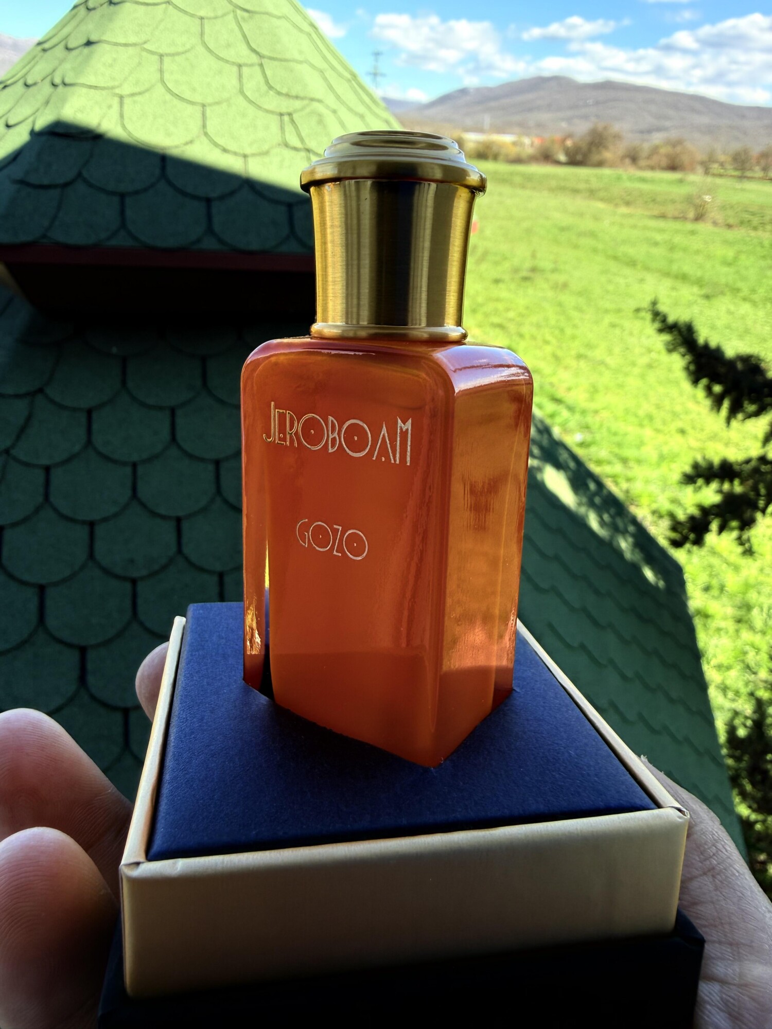 Gozo Jeroboam perfume - a fragrance for women and men 2020