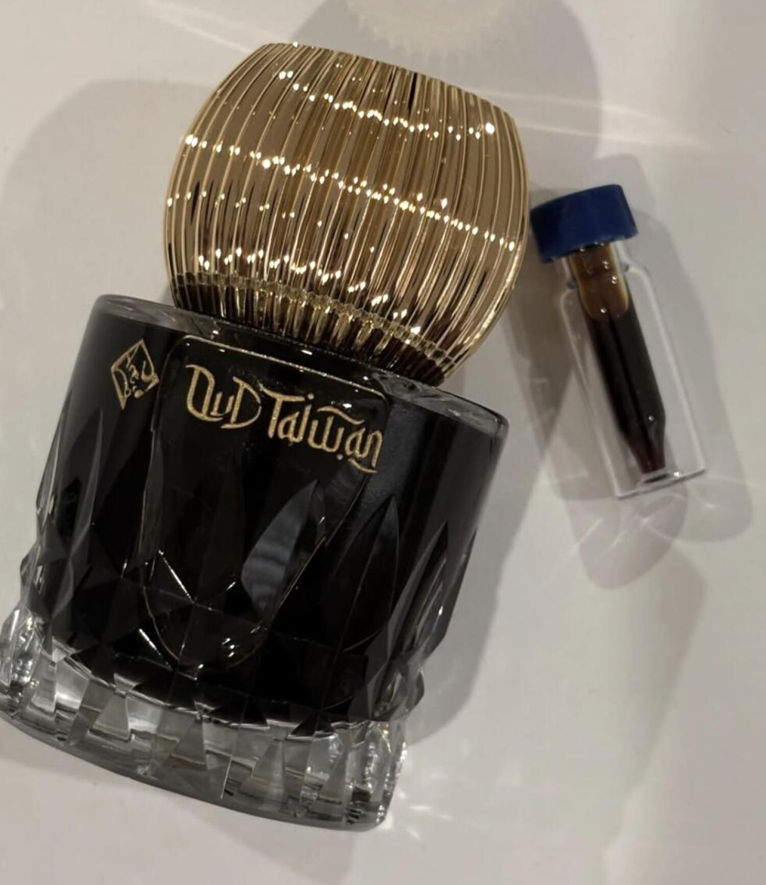 Oud Taiwan Areej Le Doré perfume - a new fragrance for women and men 2024
