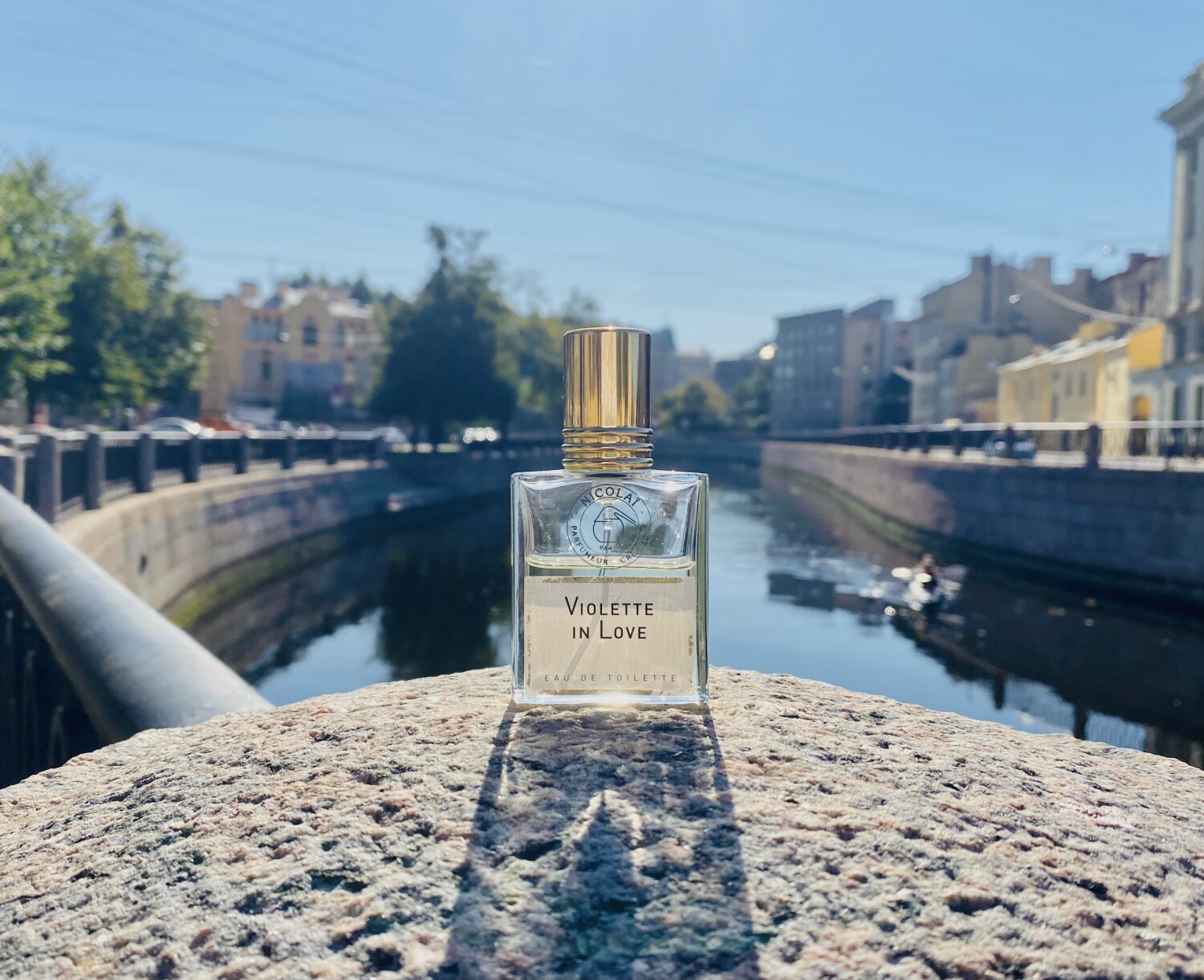 Violette in Love Nicolai Parfumeur Createur 香水 - 2009年の女性用 フレグランス