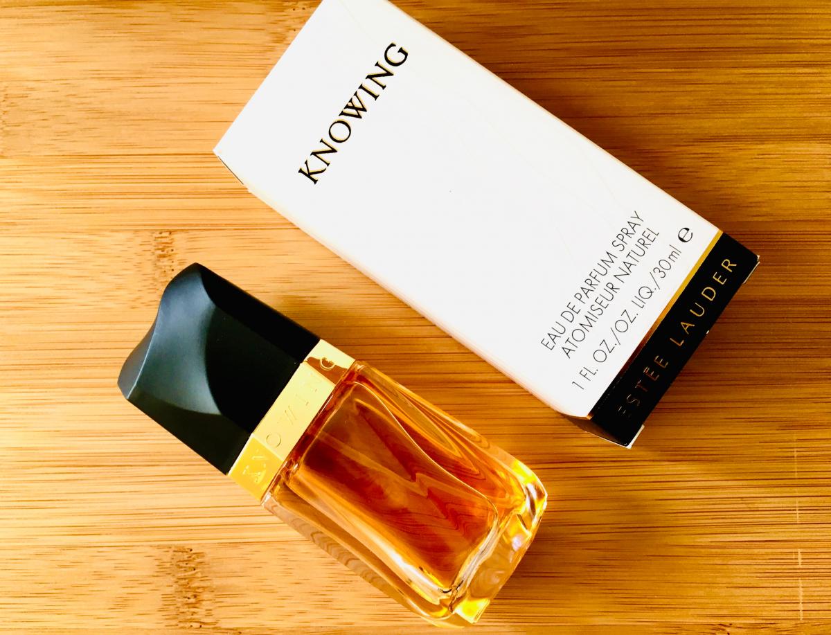 Knowing Estée Lauder perfume - a fragrance for women 1988