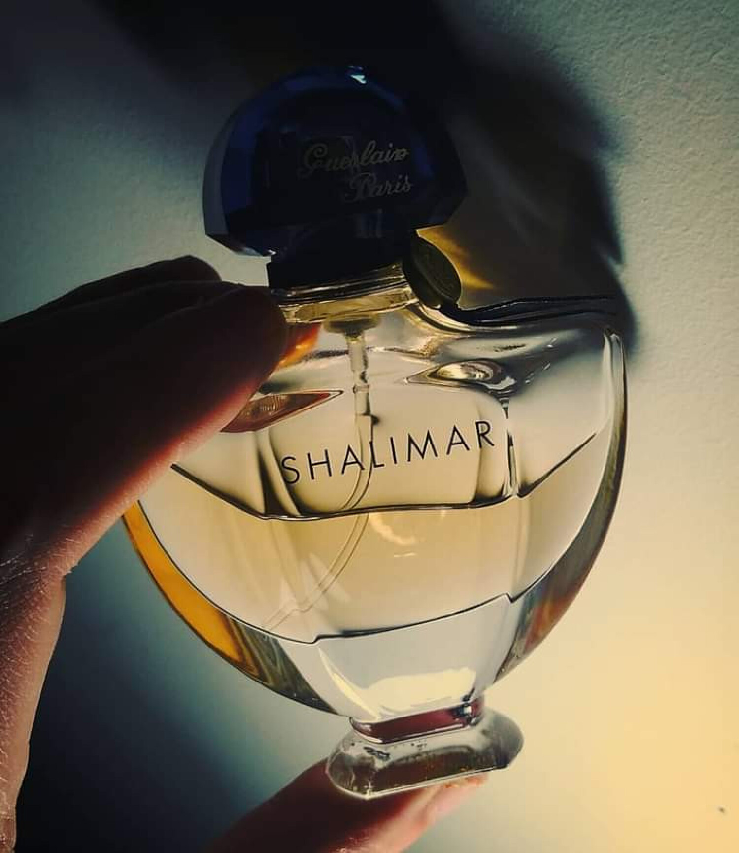 Shalimar Eau de Toilette Guerlain perfume - a fragrance for women 1925
