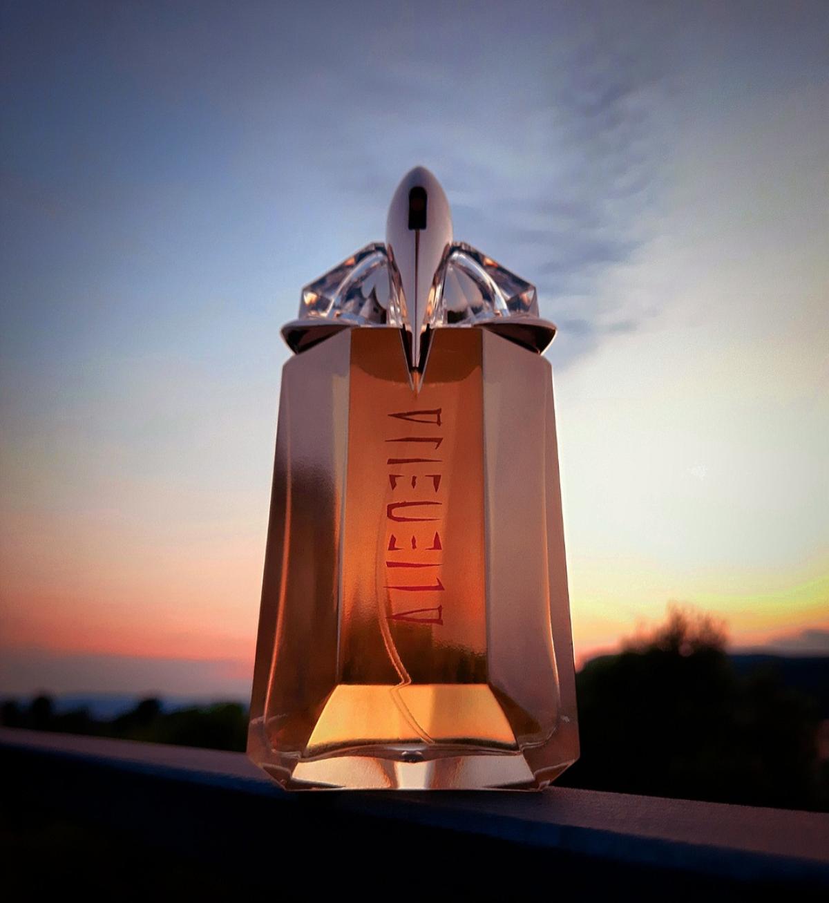 Alien Goddess Mugler perfume - a fragrance for women 2021