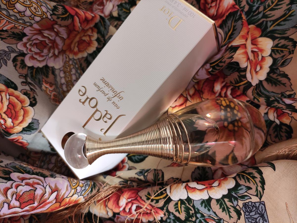 J'Adore Infinissime Dior perfume - a fragrance for women 2020