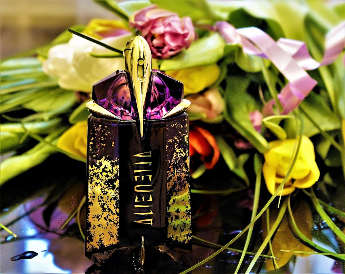 Alien Divine Ornamentations Mugler perfume - a fragrance for women 2016