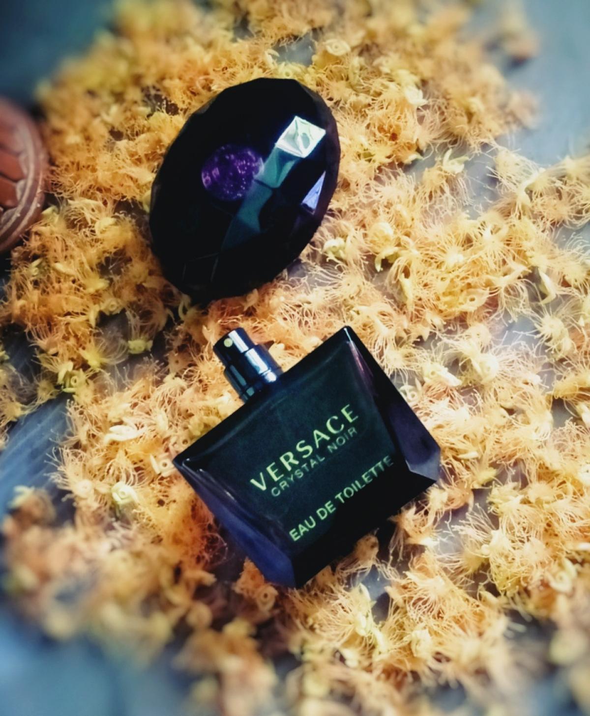 Crystal Noir Versace perfume - a fragrance for women 2004