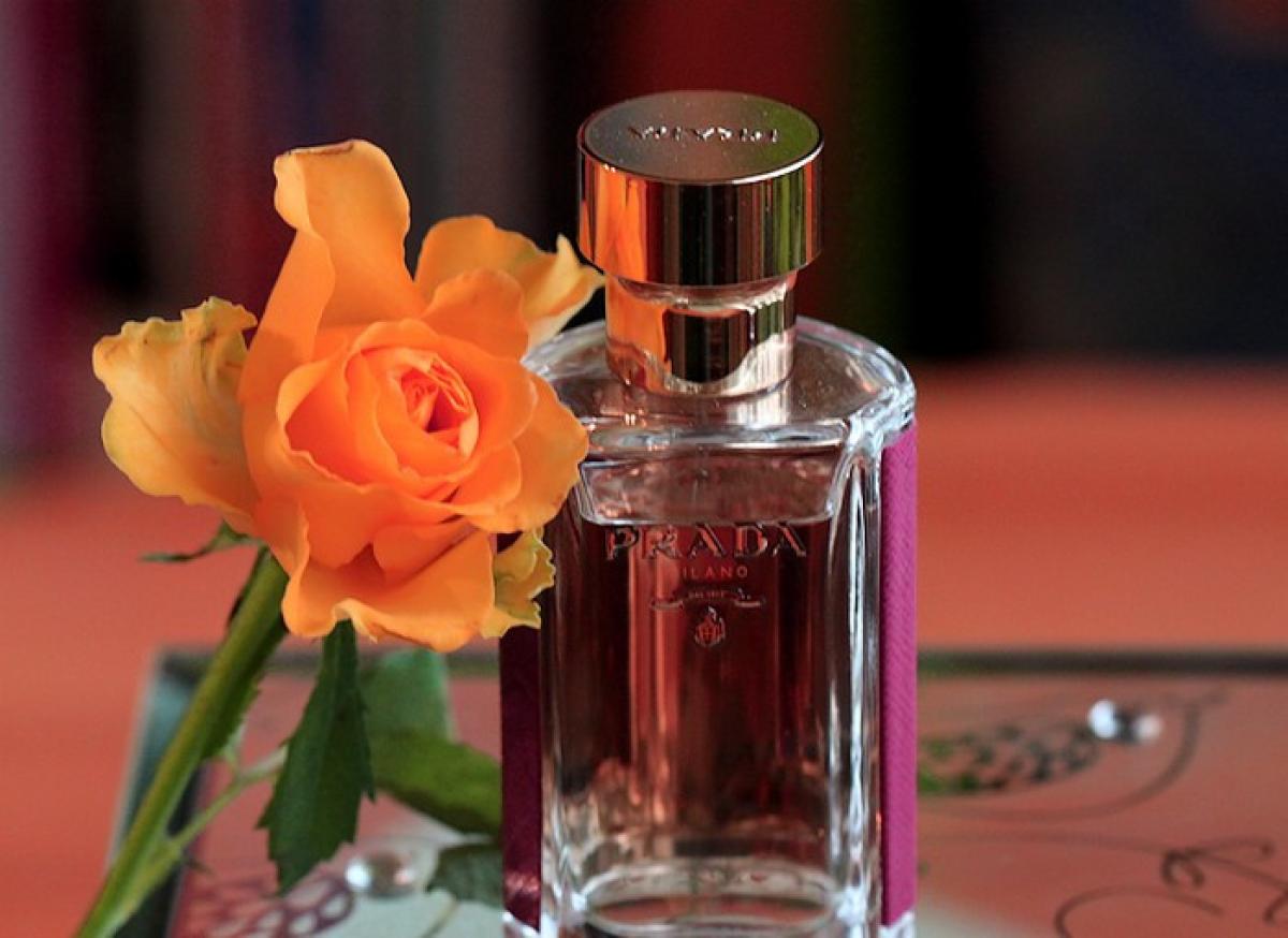 Prada La Femme Intense Prada perfume - a fragrance for women 2017