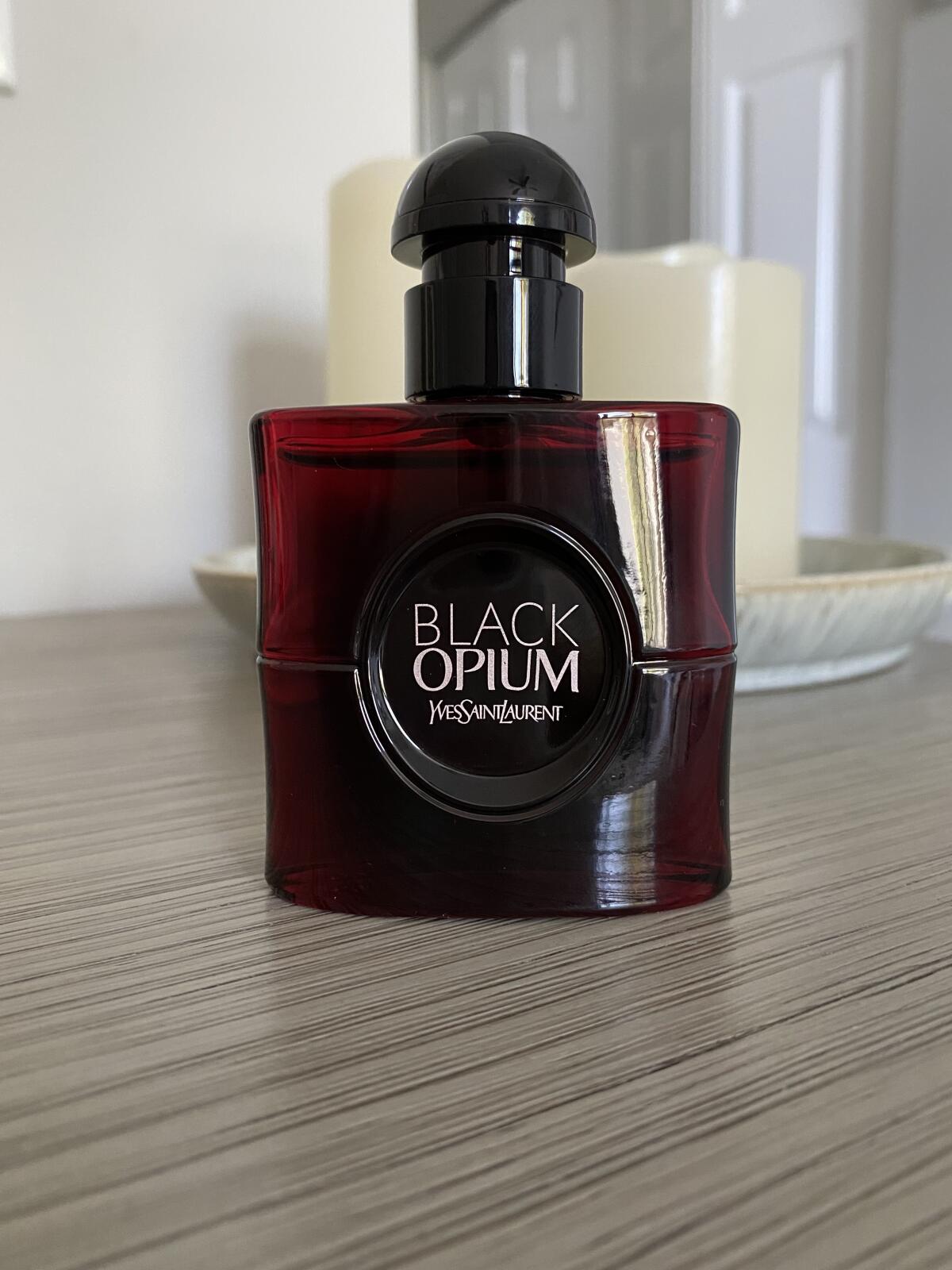 Black Opium Over Red Yves Saint Laurent perfume - a novo fragrância ...