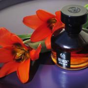 Red Musk The Body Shop perfume - a fragrance for women 2014