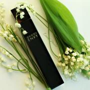 Envy Gucci perfume - a fragrance for women 1997