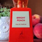 Bright Peach Maison Alhambra perfume - a fragrance for women and men