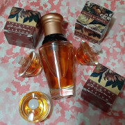 Tuscany Per Donna Aramis perfume - a fragrance for women 1992
